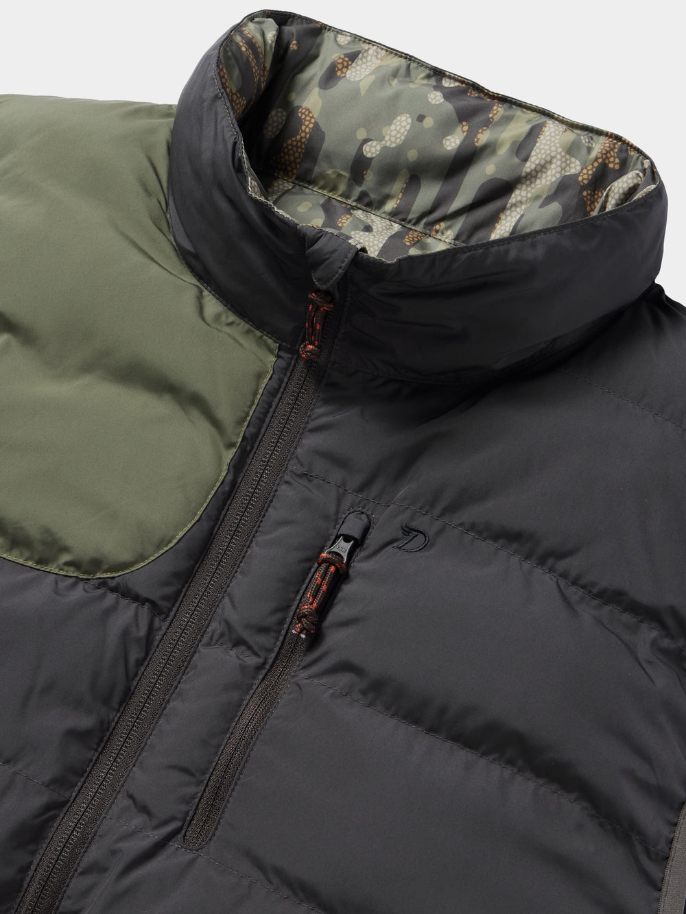 Men's Reversible Puffer Vest - Raven / Woodland